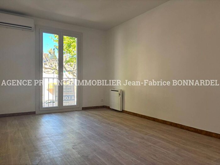 La Ville, Valréas - Appartement 2 pièces à louer