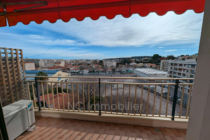Appartement à vendre - Antibes, Coeur de ville - 3 pièces - 2 chambres