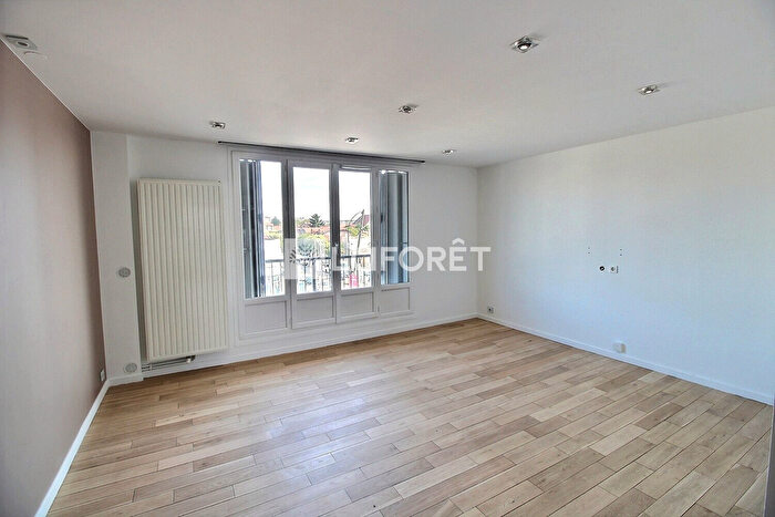 Champigny-sur-Marne, Maroc, Fourchette, Polangis : Appartement 4 pièces à louer