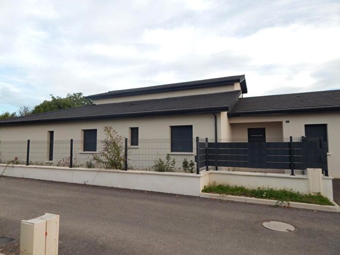 Charnoz-sur-Ain : Maison 5 pièces à louer