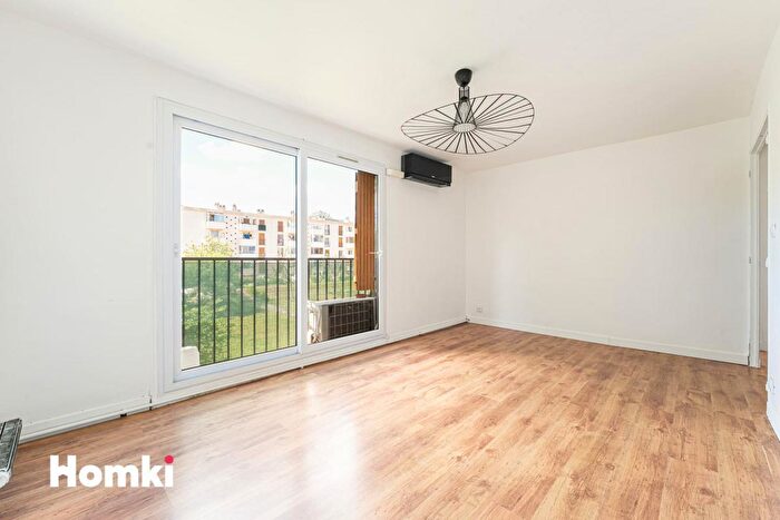 Aubagne, Pin Vert, Ceinture Est - Appartement 3 pièces à vendre