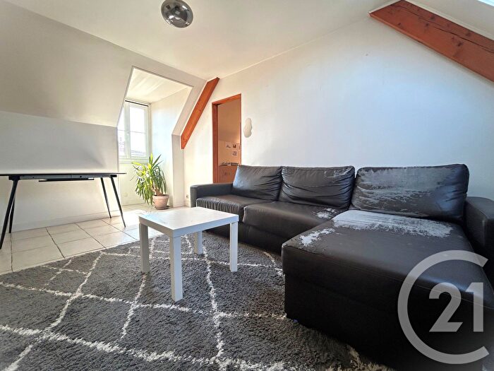 Appartement à vendre - Étampes, Centre-Ville - 2 pièces - 1 chambre