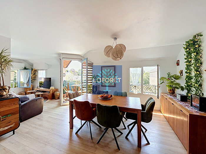 Brétigny-sur-Orge, La Fontaine : Appartement 4 pièces à vendre