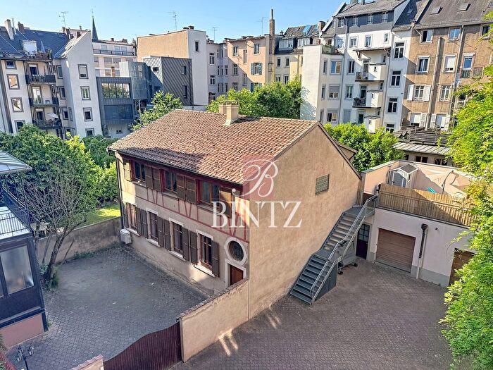 Maison 7 pièces à vendre à Strasbourg, Forêt Noire