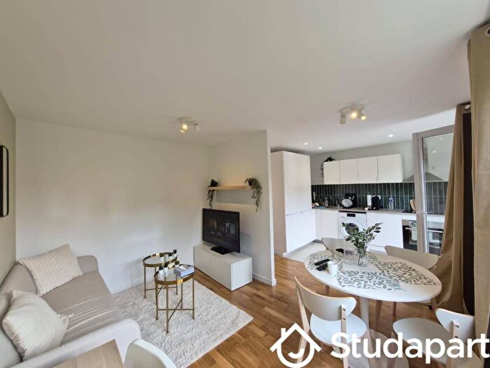 Appartement à louer - Centre Ville-Rive Gauche, Rouen - 1 pièce - 4 chambres