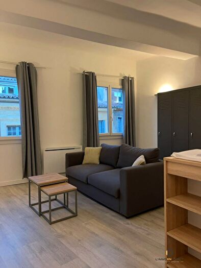 Appartement à louer - Centre Ville, Aix-en-Provence - 1 pièce