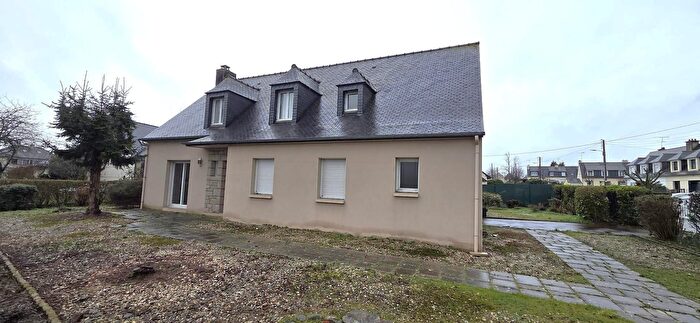 Maison à vendre - Dol-de-Bretagne - 7 pièces - 3 chambres