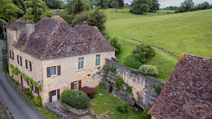 Maison 9 pièces à vendre - Cause-de-Clérans