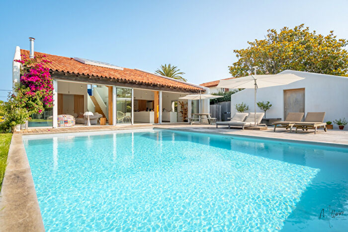 Maison à vendre - Bidart - 10 pièces - 8 chambres