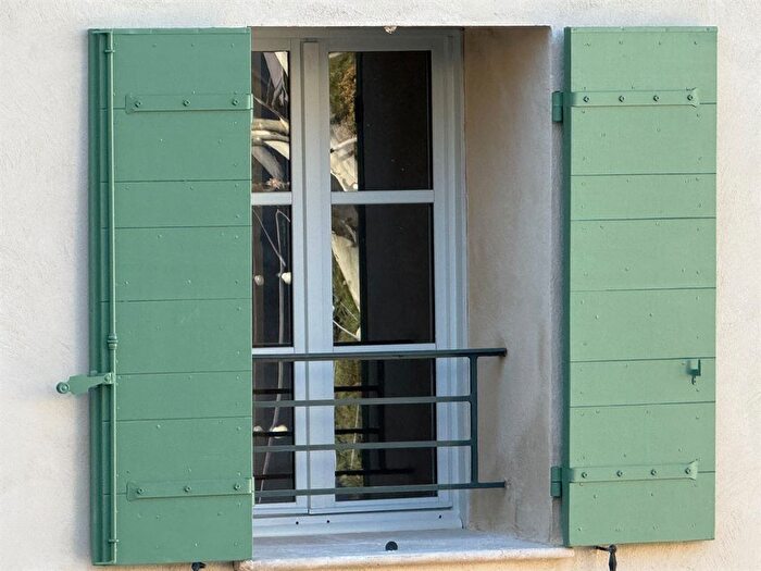 Maison à vendre - Châteaurenard, Centre-ville - 3 pièces - 3 chambres