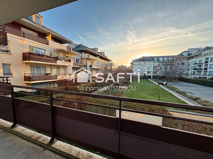 Appartement à vendre - Carrières-sous-Poissy, Bords de Seine, Ile de la Dérivation - 3 pièces - 2 chambres