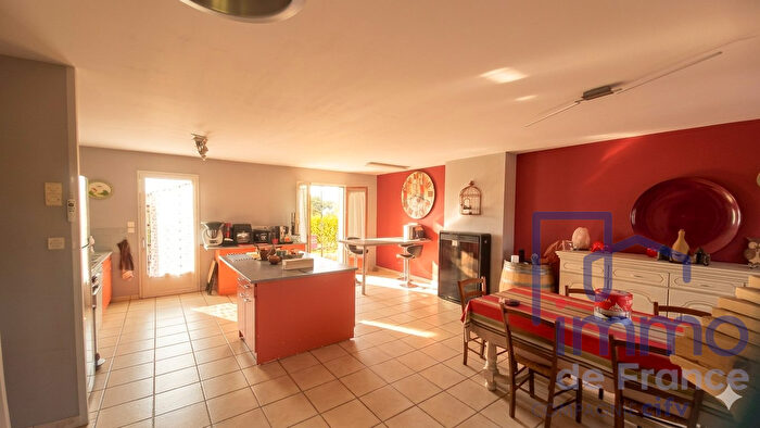 Saint-Maurice-en-Gourgois : Maison 7 pièces à vendre