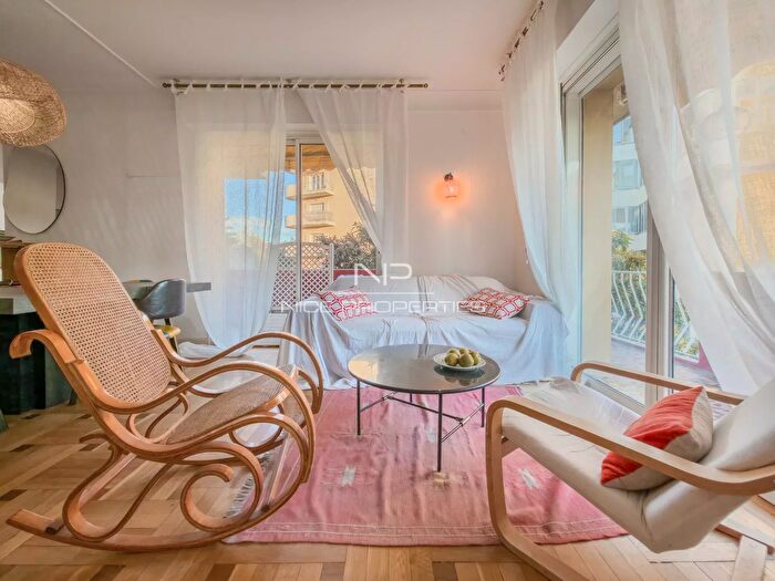 Appartement à vendre - Nice, Rimiez - 3 pièces - 2 chambres