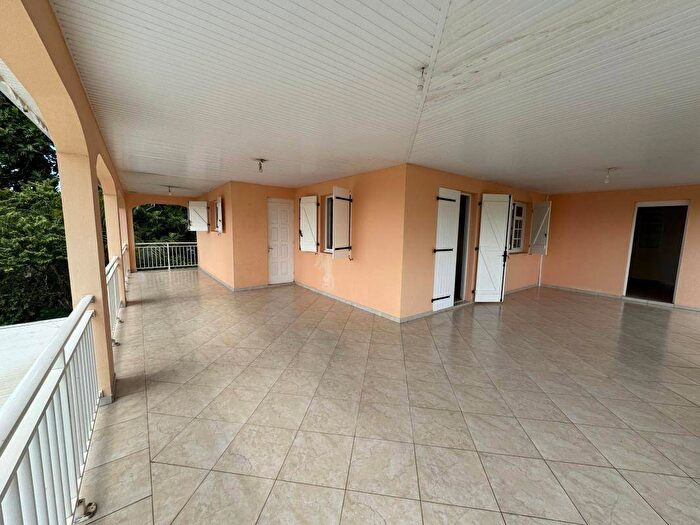 Appartement à louer - Le Lamentin - 4 pièces - 3 chambres