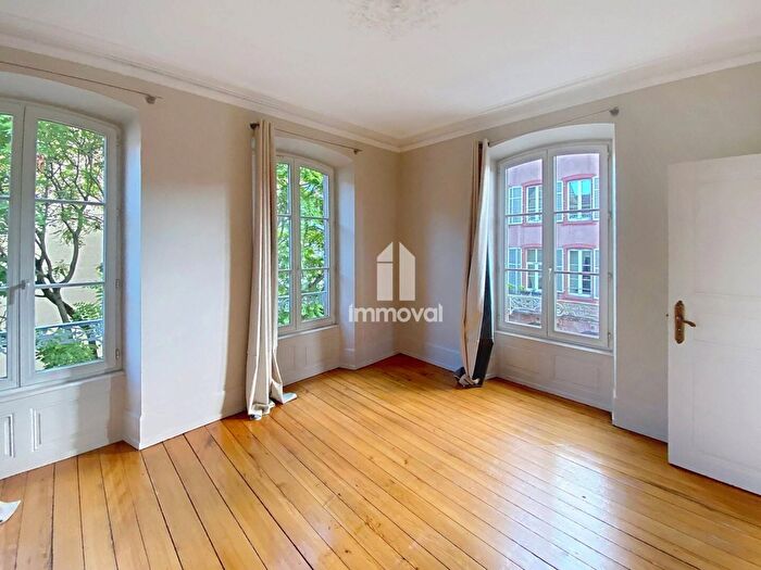 Mairie Nord, Strasbourg - Appartement 4 pièces à louer