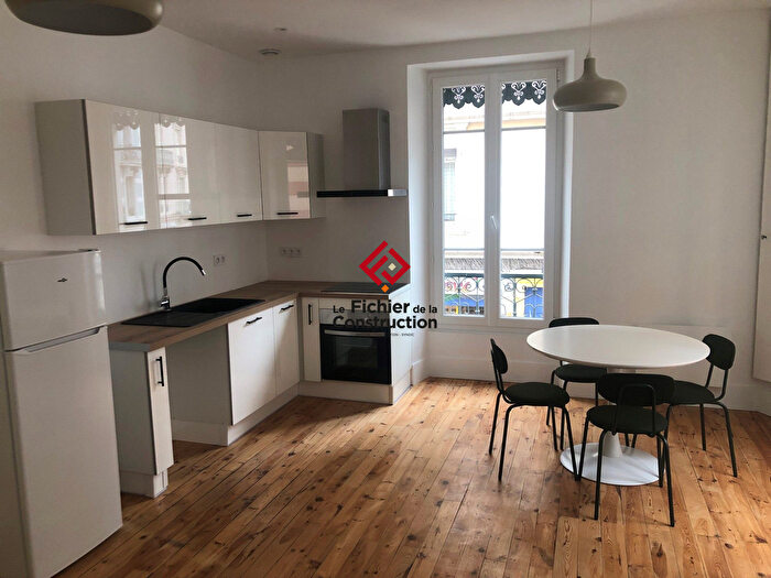 Appartement 2 pièces à louer à Grenoble, Championnet