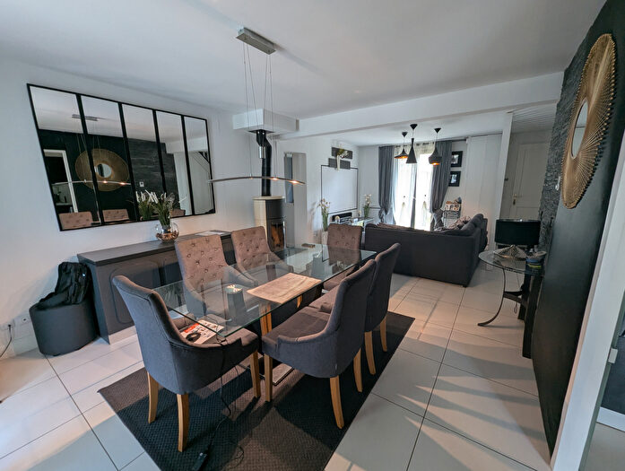 Bourron-Marlotte : Maison 7 pièces à vendre