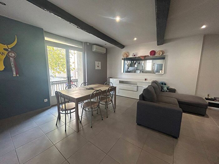 Appartement à louer - Centre Ville, Vauvert - 2 pièces - 1 chambre