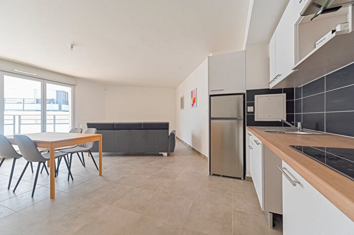 Appartement 3 pièces à Chennevières-sur-Marne, Le Bois l'Abbé, à louer