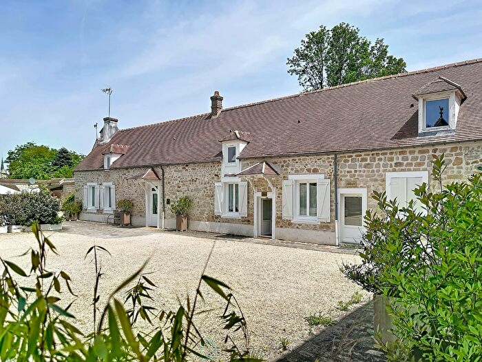 Fontainebleau, Provenceaux, Carmel : Maison 11 pièces à vendre