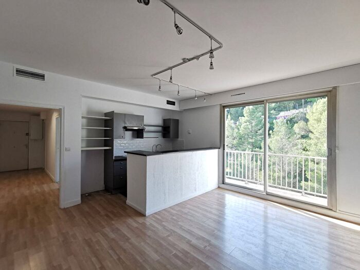 Appartement 2 pièces à Marseille 8ème arrondissement, à louer