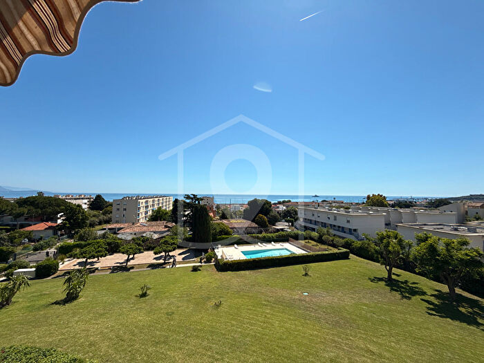 Appartement 2 pièces à louer à Antibes, Rastines, Super Antibes, Laval, La Fontonne