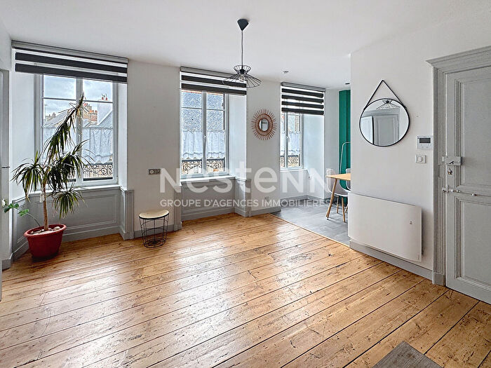 Appartement 3 pièces à Lamballe, Centre-ville, à louer
