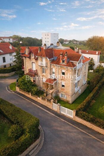 Maison à vendre - Biarritz, Saint-Martin, Lahouze, Verdun - 12 pièces - 6 chambres
