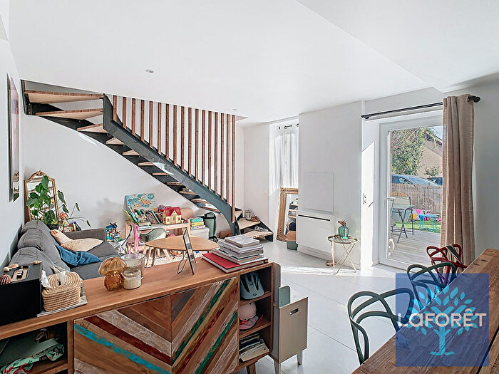 Appartement à louer - Saint-Vincent-de-Tyrosse - 3 pièces - 2 chambres