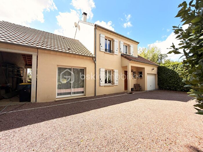 Nanteuil-le-Haudouin : Maison 6 pièces à vendre