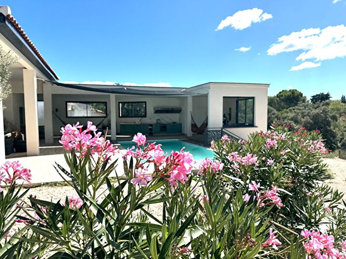 Maison à vendre - Nîmes, Vacquerolles, Golf - 6 pièces - 4 chambres