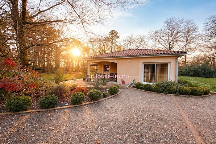 Maison à vendre - Saint-Denis-de-Pile - 5 pièces - 4 chambres