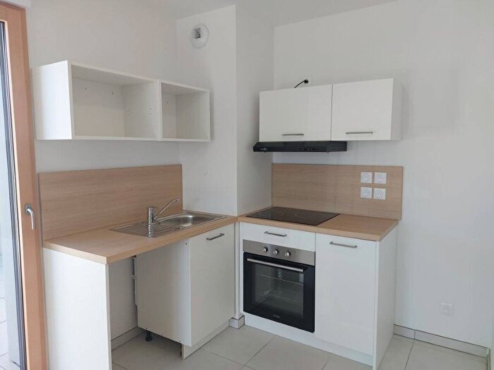 Appartement à louer - Italie-Jacotot, Aix-les-Bains - 2 pièces - 1 chambre