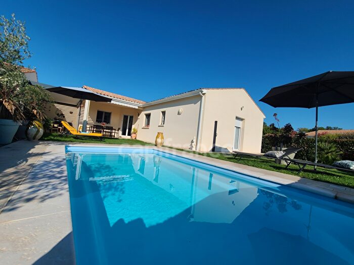 Thénac : Maison 4 pièces à vendre