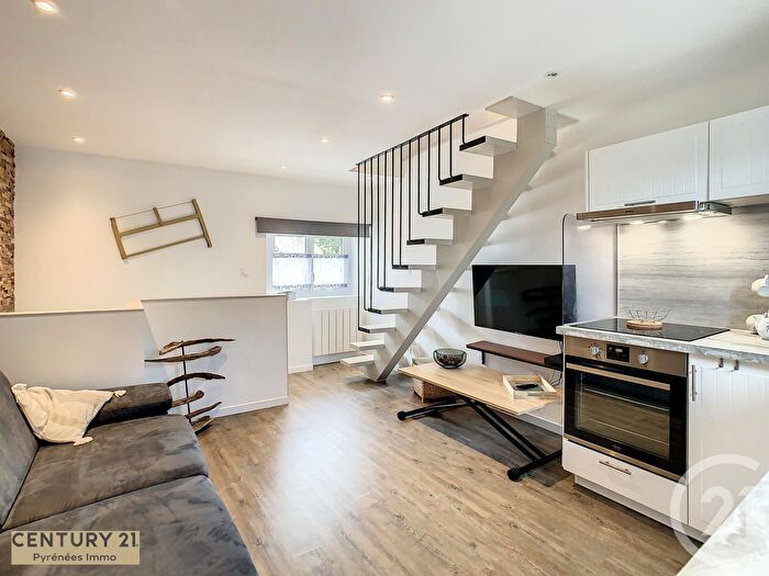 Maison à louer - Cierp-Gaud - 2 pièces - 1 chambre