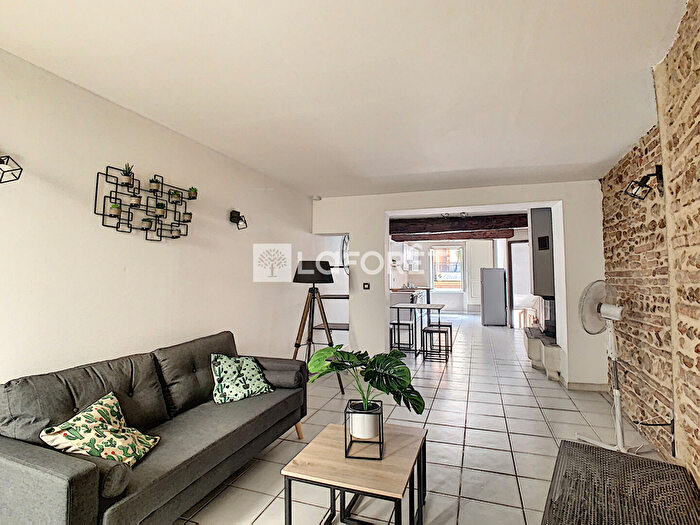 Maison 3 pièces à louer à Saint-Cyprien, Village, Zone d'Activité
