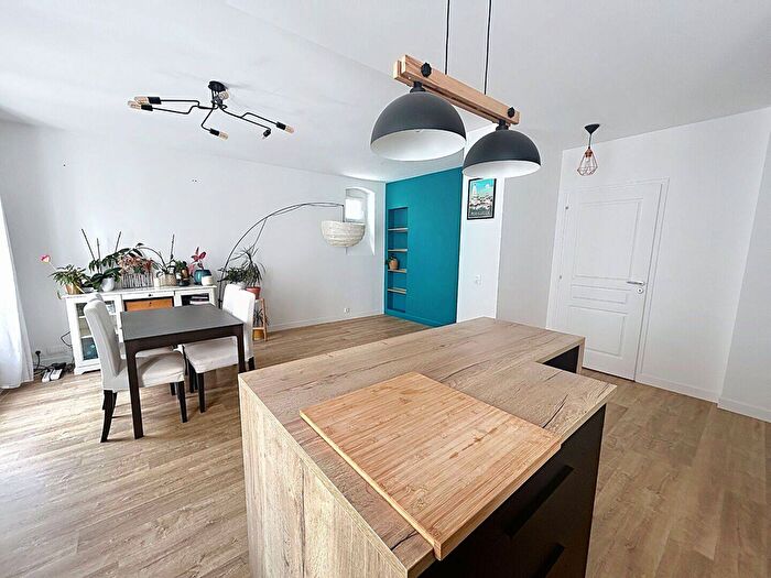 Appartement 3 pièces à Trezel, Levallois-Perret, à louer