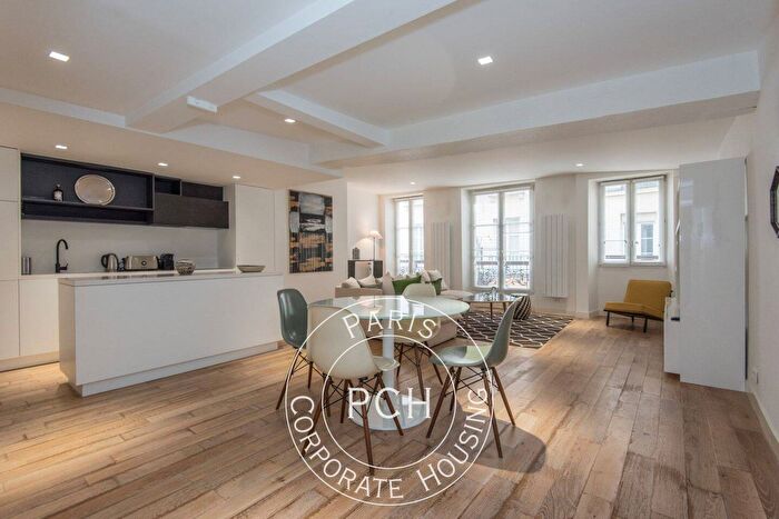 Appartement à louer - Odéon, Paris ème arrondissement - 2 pièces - 1 chambre