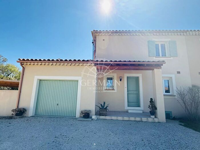 Maison 4 pièces à LIsle-sur-la-Sorgue, Névons, à vendre