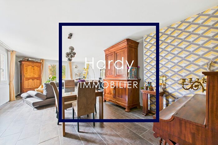 Maison à vendre - Condécourt - 5 pièces - 3 chambres