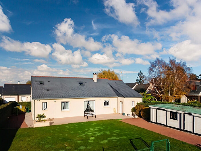 Maison à vendre - Vivy - 6 pièces - 5 chambres