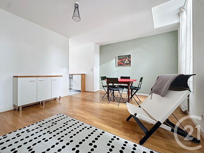 Appartement à louer - Troyes, Cathédrale - 3 pièces - 2 chambres