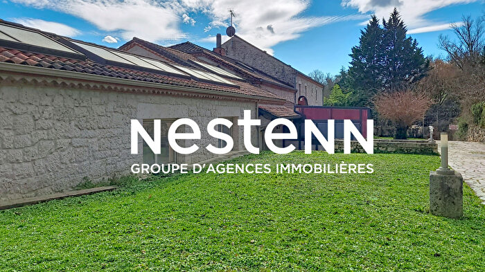 Maison à vendre - Lavardac - 16 pièces - 10 chambres