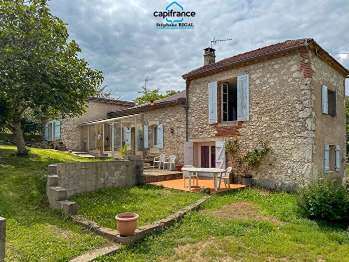 Maison à vendre - Villeneuve-sur-Lot, Saint-Etienne - 5 pièces - 3 chambres