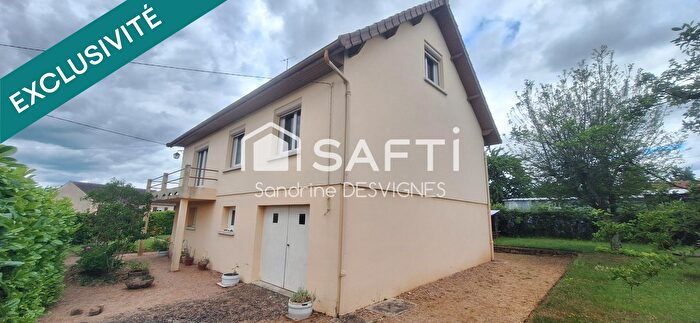 Étang-sur-Arroux : Maison 5 pièces à vendre