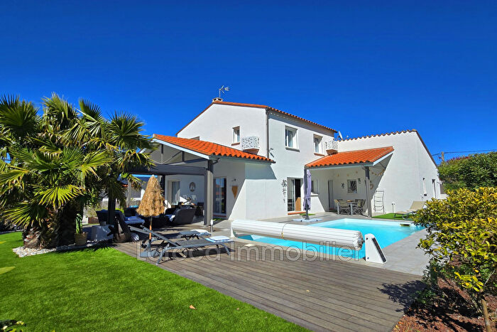 Maison à vendre - Montesquieu-des-Albères - 5 pièces - 4 chambres