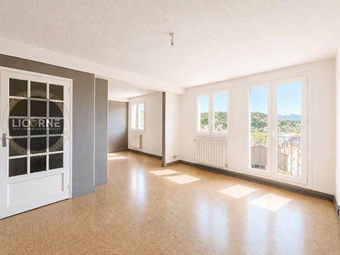 Appartement 4 pièces à Marseille 11ème, Saint-Marcel, à vendre