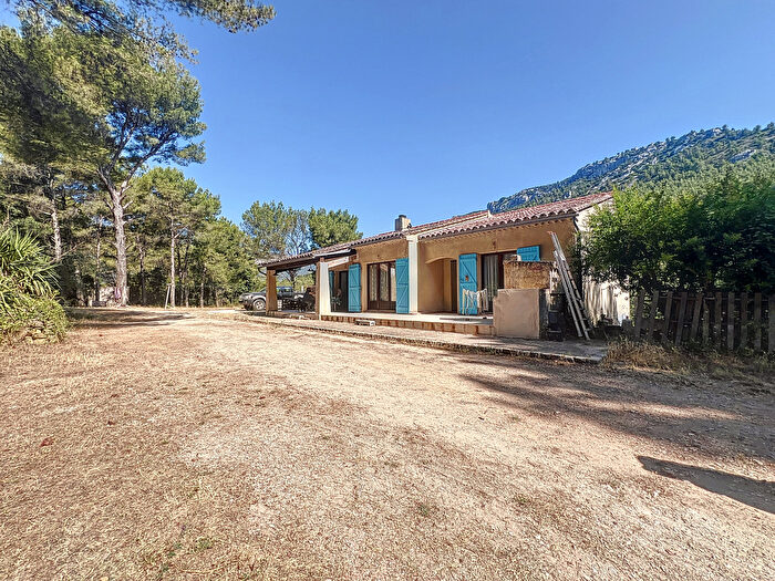 Maison 4 pièces à vendre - Le Revest-les-Eaux