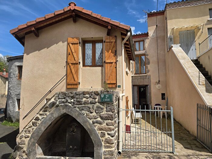 Maison à vendre - Auzat-la-Combelle - 5 pièces - 4 chambres