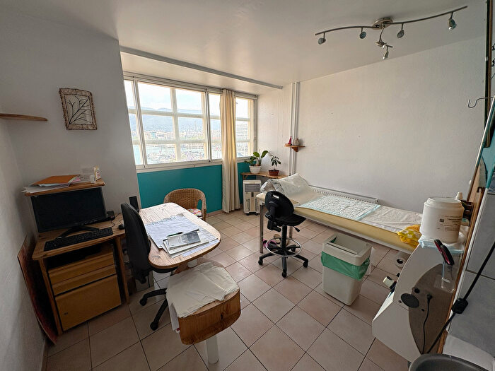 Toulon, Le Port : Appartement 2 pièces à vendre